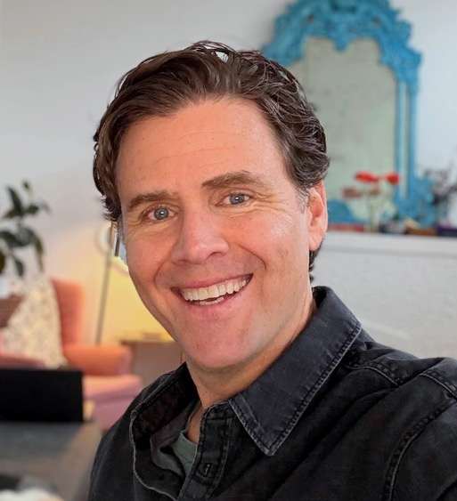 Gavin Purcell - Emmy-Winning Media Executive, AI Expert & Consultant ...